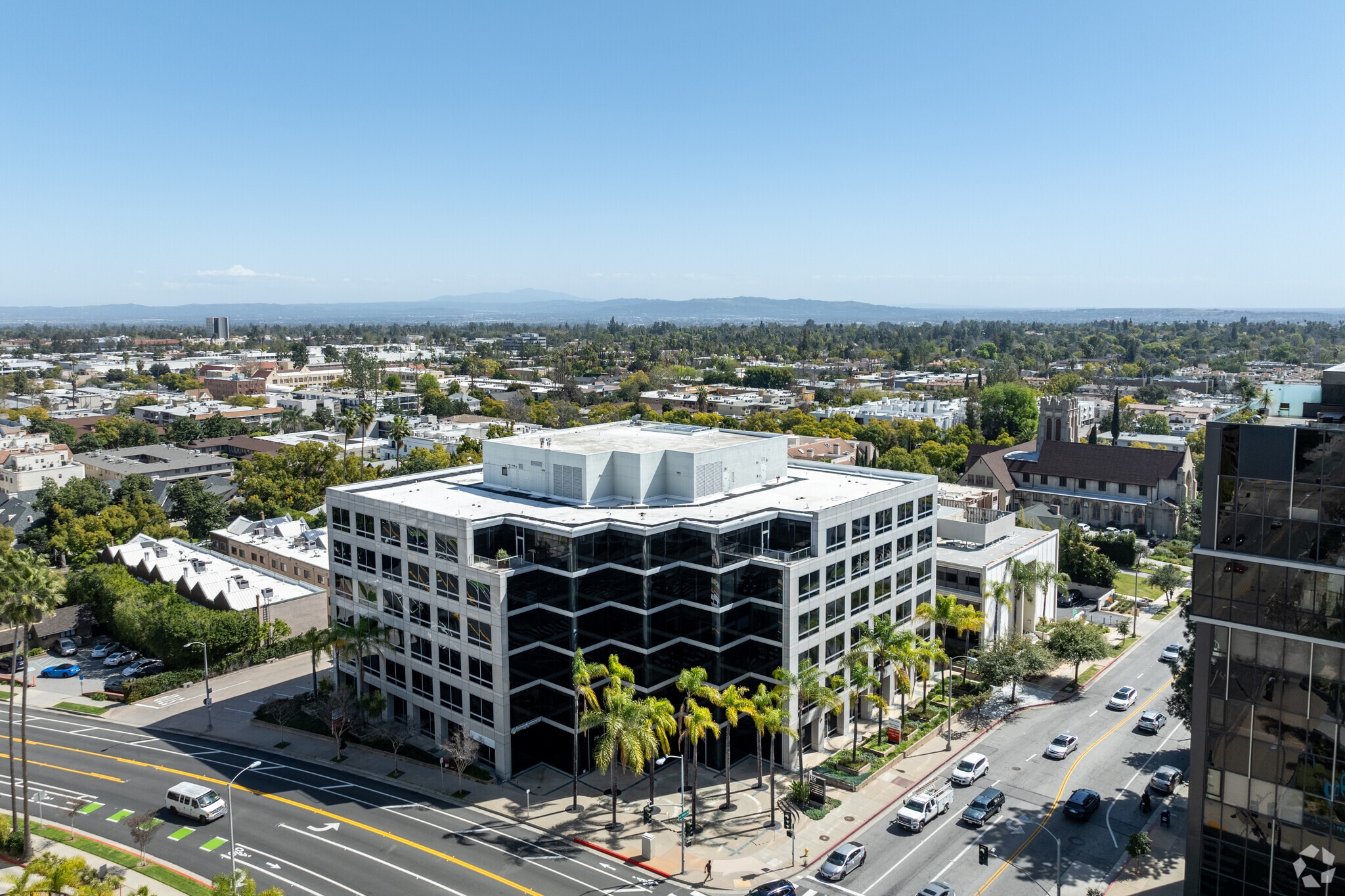 200 S Los Robles Ave, Pasadena, CA 91101 - Office for Lease | LoopNet