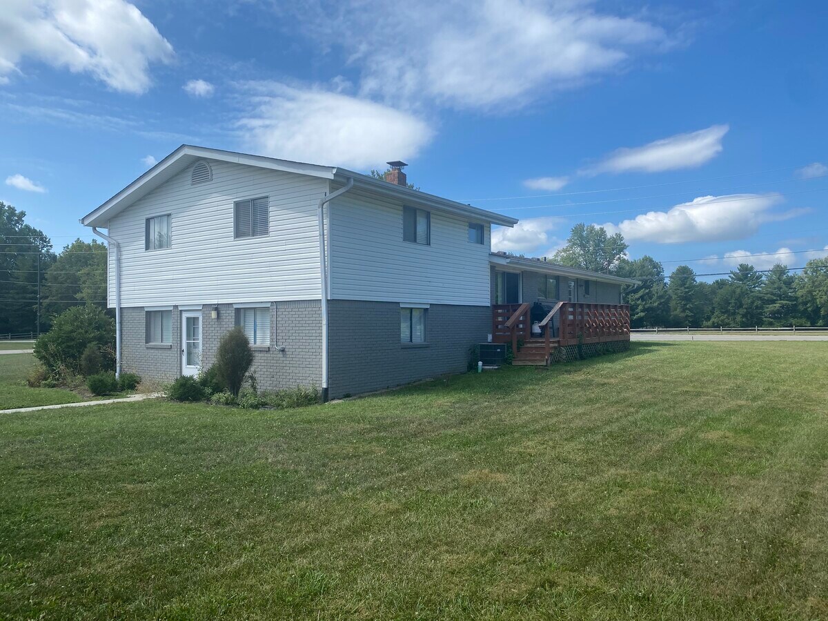 5075 N Raceway Rd, Indianapolis, IN 46234 | LoopNet