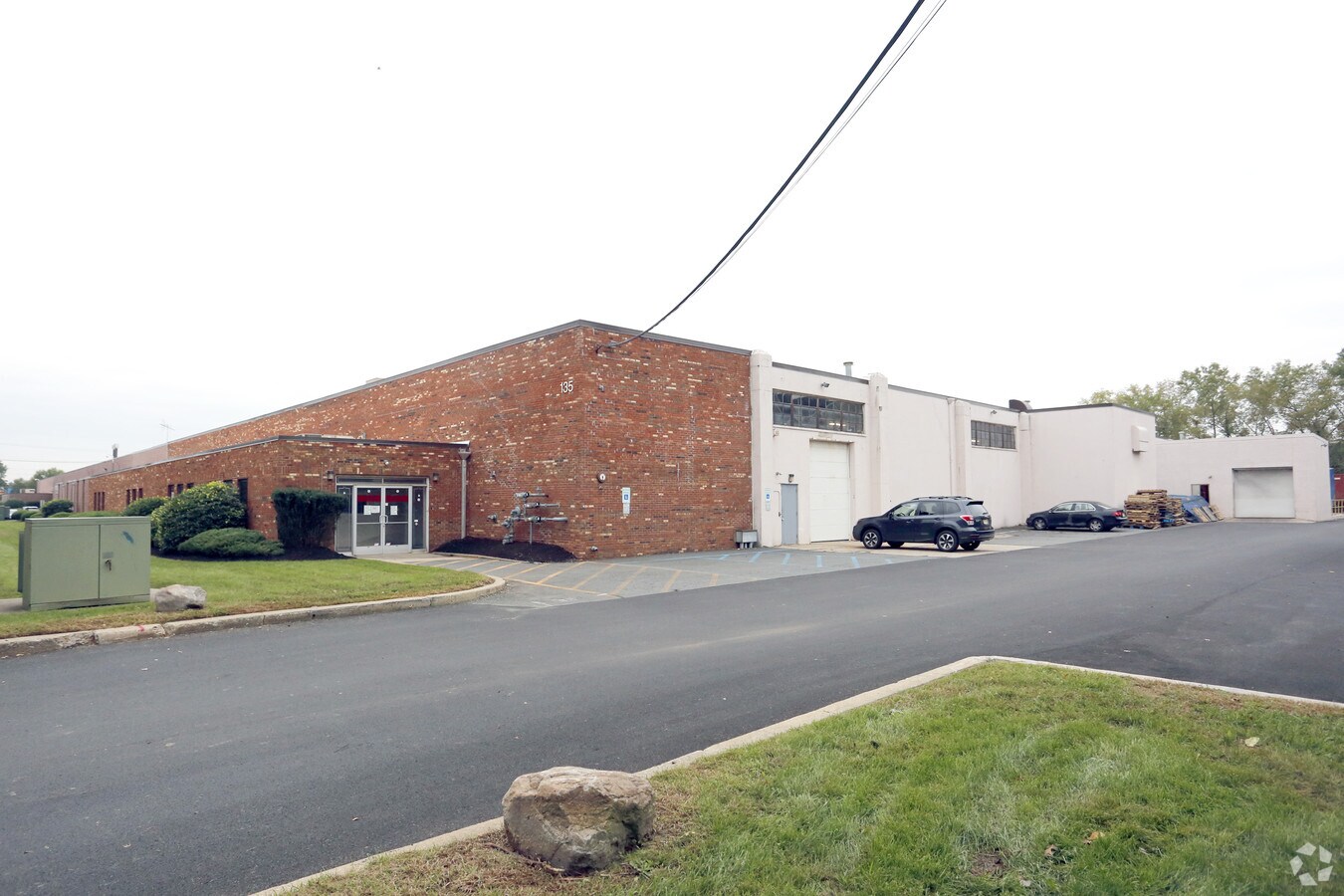 135 E Essex Ave, Avenel, NJ 07001 | LoopNet