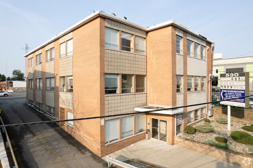 530 Main St, Fort Lee, NJ 07024 | LoopNet 530 Main St, Fort Lee, NJ 07024 | LoopNet