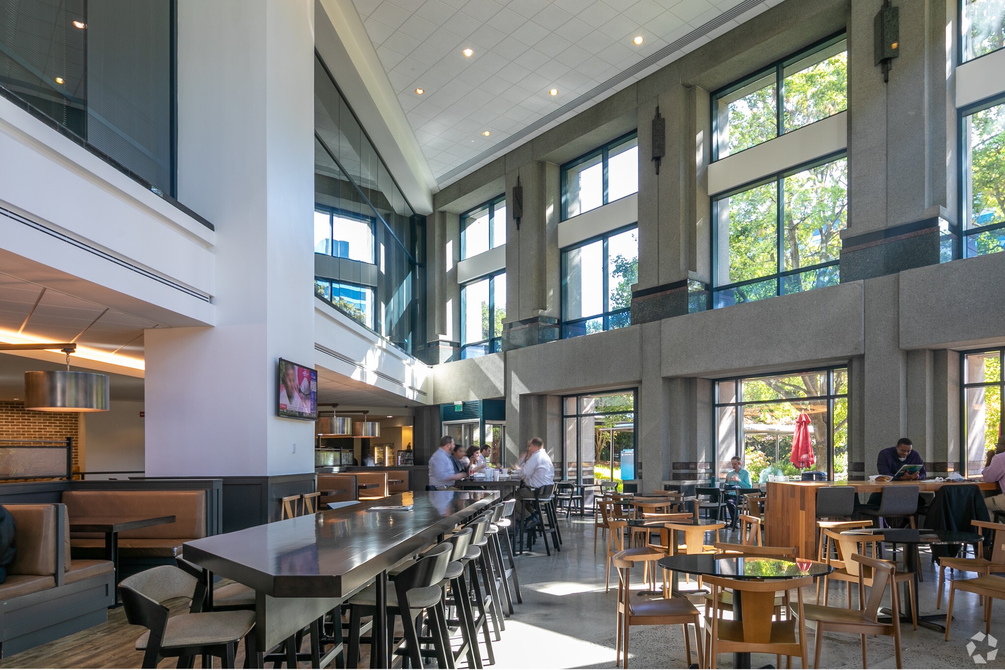 5 Concourse Pky NE, Atlanta, GA 30328 - The Queen Building | LoopNet