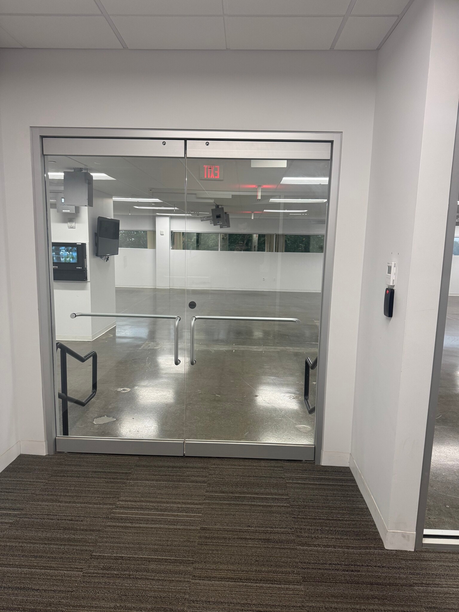 1 Research Dr, Westborough, MA 01581 - One Research Drive | LoopNet