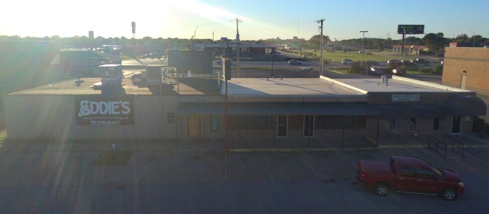 308 S Hayes Ave, Wagoner, OK 74467 - Eddie’s Restaurant | LoopNet