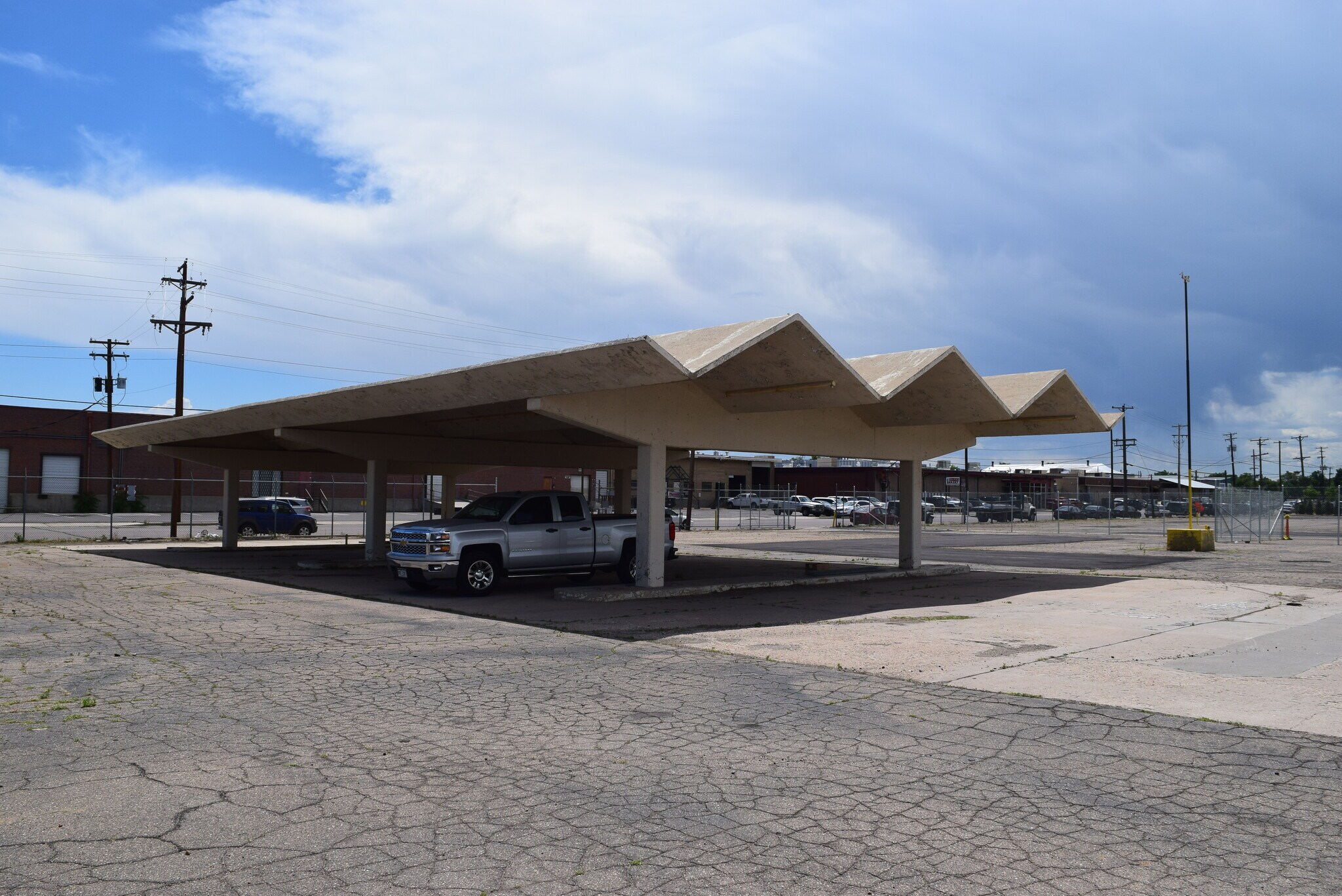 5200 Smith Rd, Denver, CO 80216 - for Lease | LoopNet