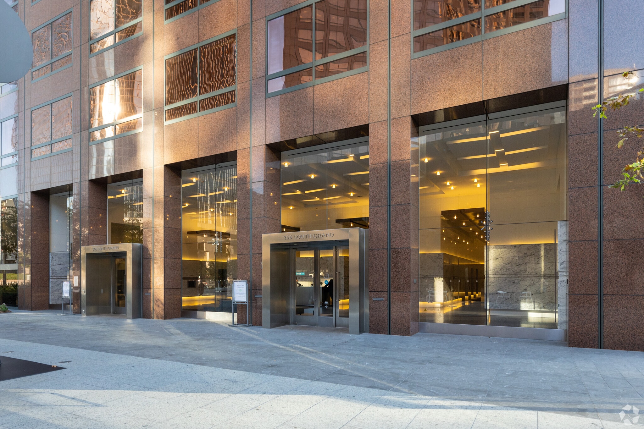 355 S Grand Ave, Los Angeles, CA 90071 - Wells Fargo Center - South ... 355 S Grand Ave, Los Angeles, CA 90071 - Wells Fargo Center - South ...