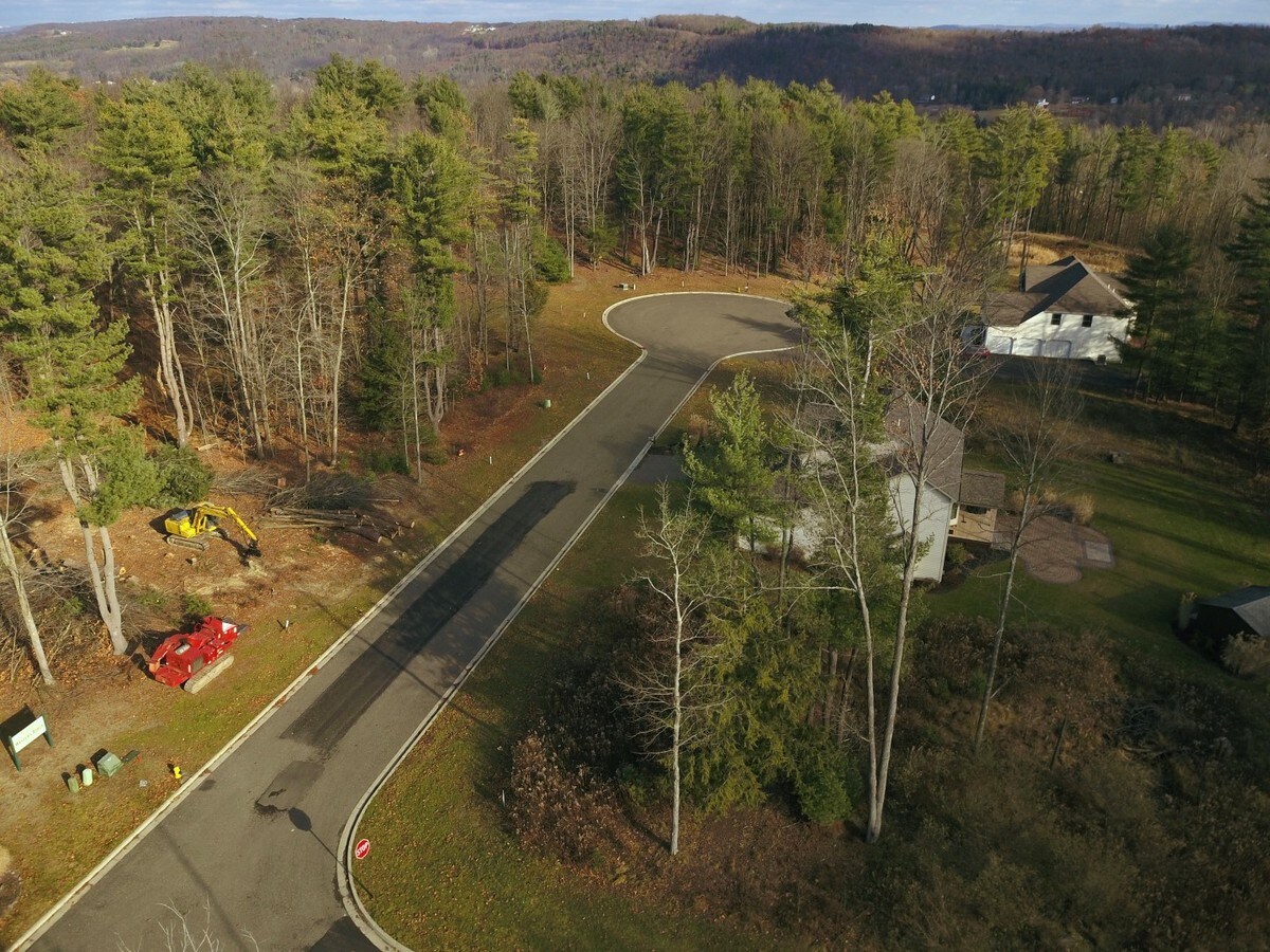 93 Alexandra Pl, Endicott, NY 13760 | LoopNet