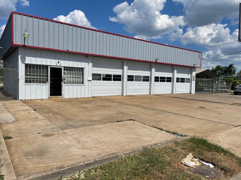 5202 Bingle Rd, Houston, TX 77092 | LoopNet
