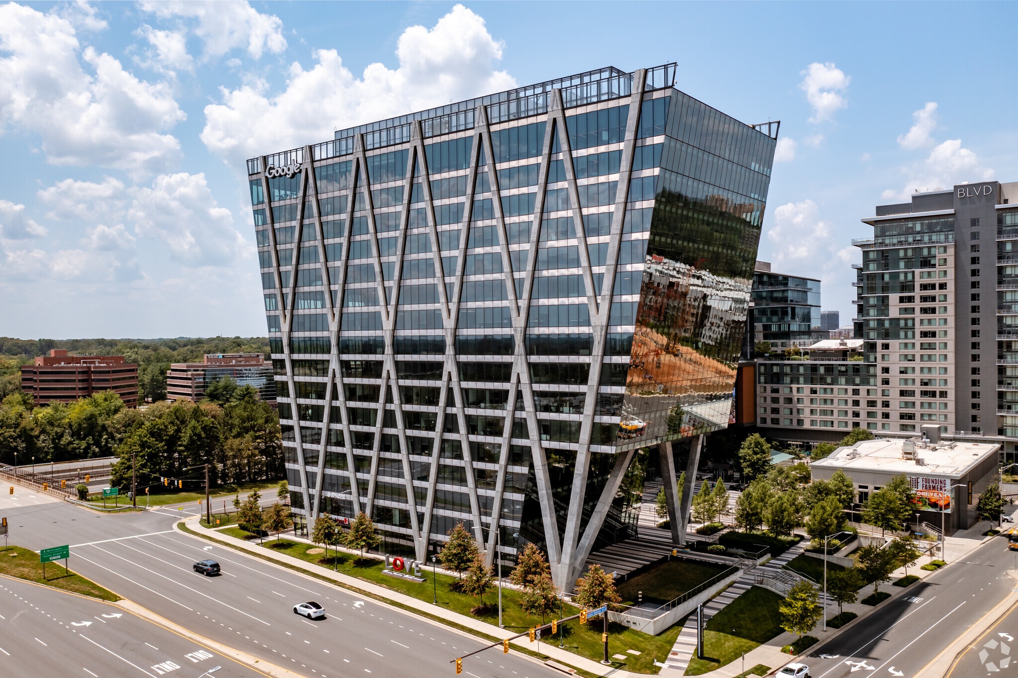 1900 Reston Metro Plz, Reston, VA 20190 - SPACES- Wiehle Metro | LoopNet