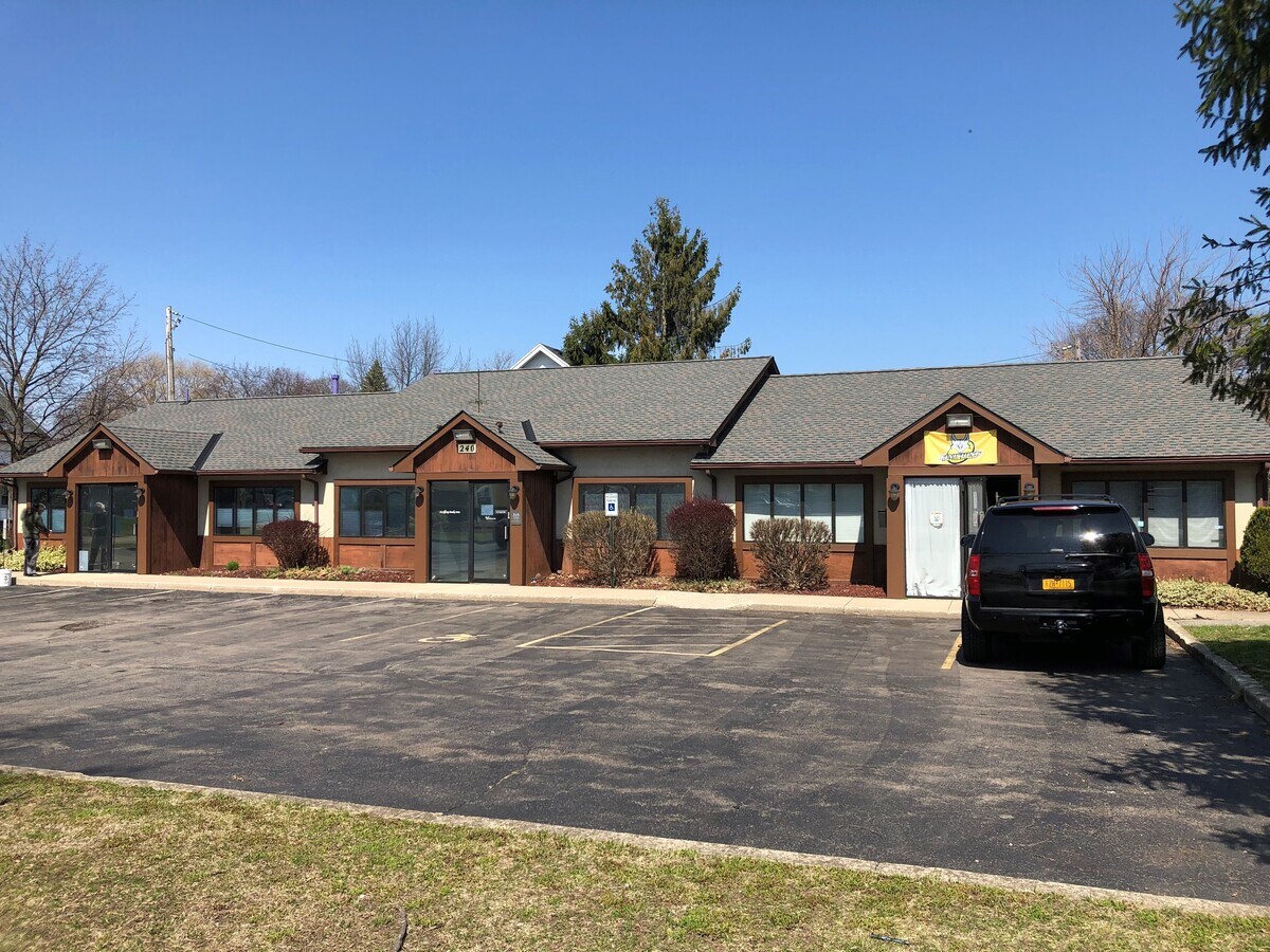 240 E Ridge Rd, Rochester, NY 14621 | LoopNet
