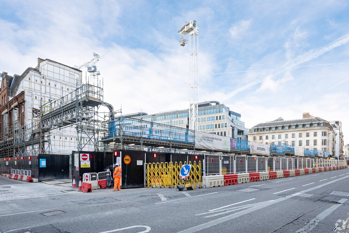 72-78 Fleet St, London, EC4Y 1HY | LoopNet