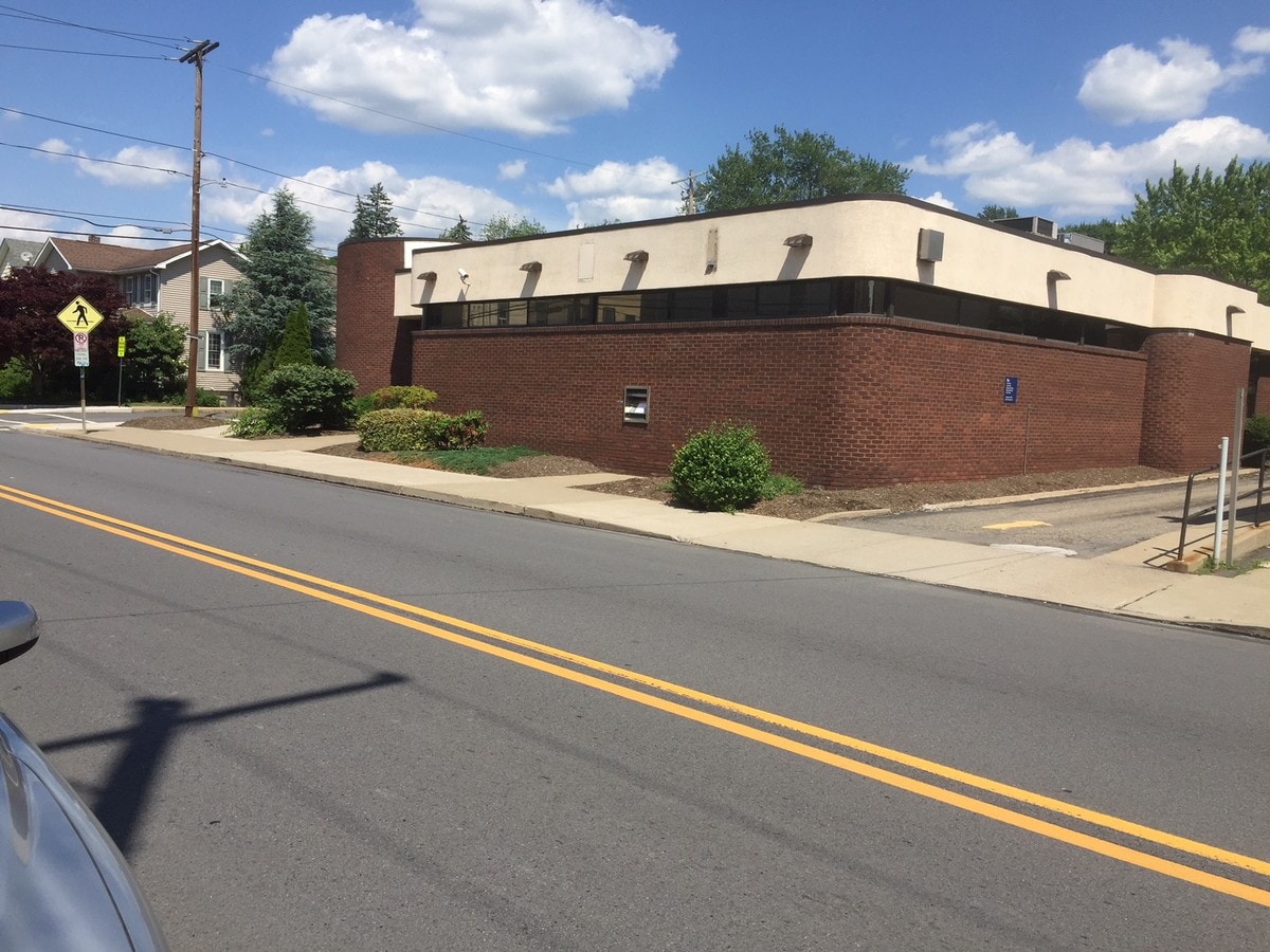 650 Main St, Avoca, PA 18641 | LoopNet