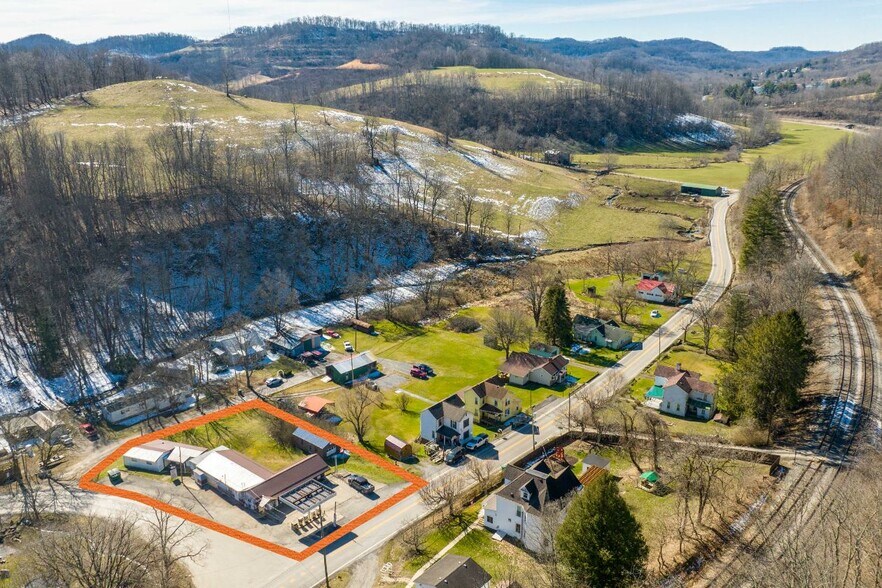 2230 Simpson Rd, Flemington, WV 26347 - Spencer's Market | LoopNet