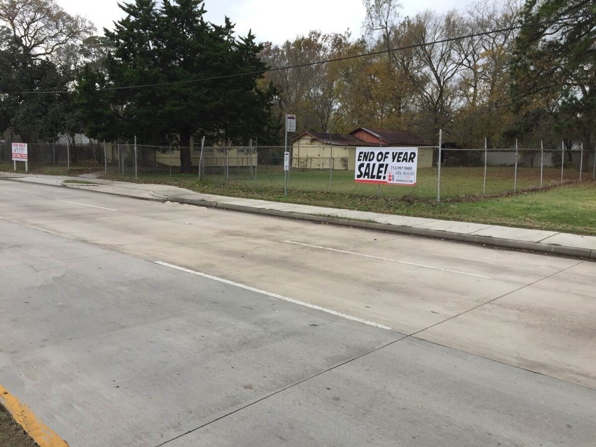 8931 Homestead Rd, Houston, TX 77016 | LoopNet