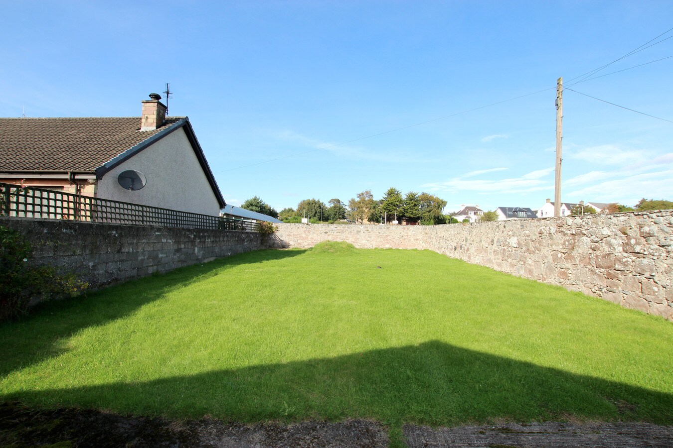 11 High St, Invergordon, HLD IV18 0EZ | LoopNet