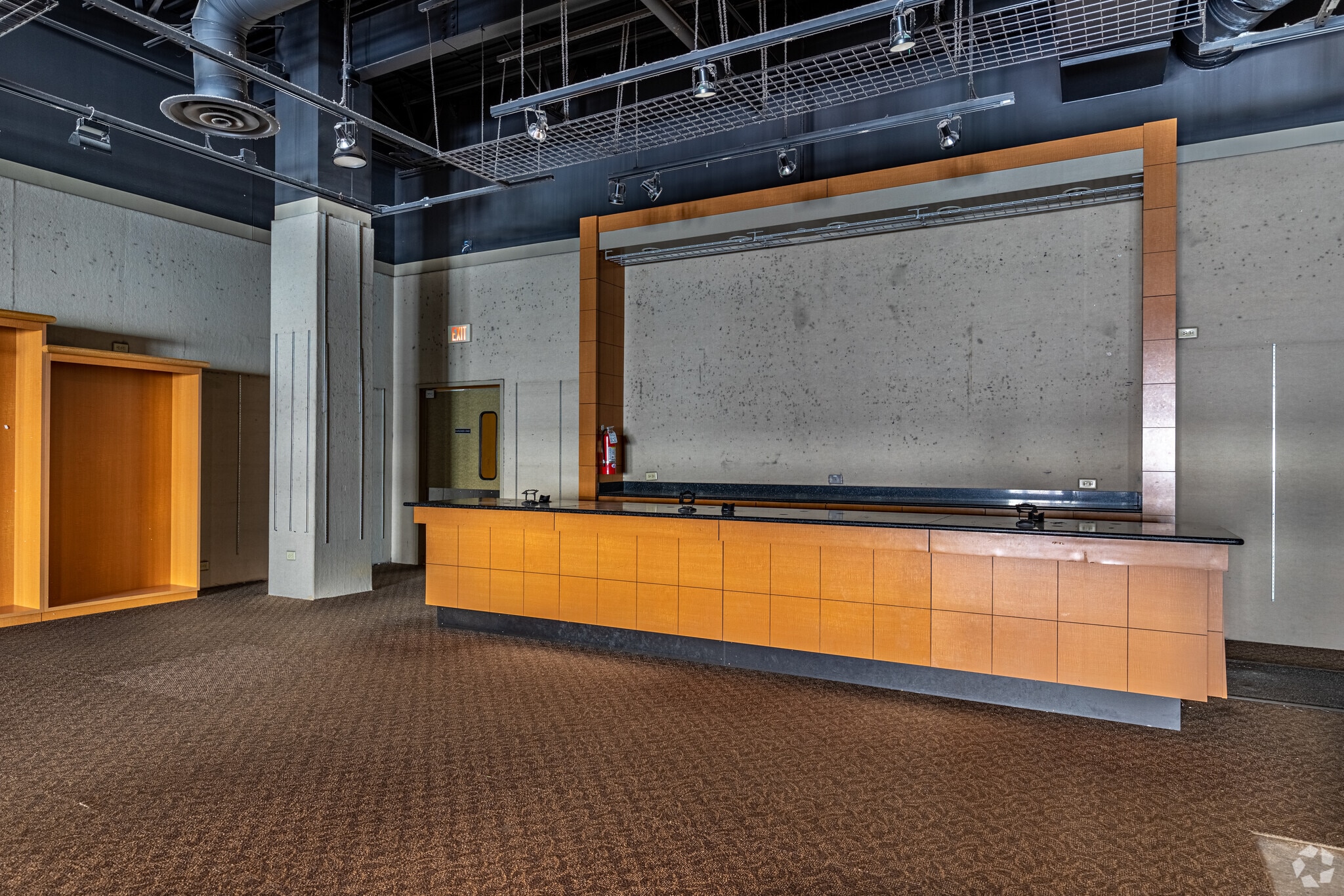 12415-12493 Elm Creek Blvd, Osseo, MN 55369 - The Shoppes at Arbor Lakes | LoopNet