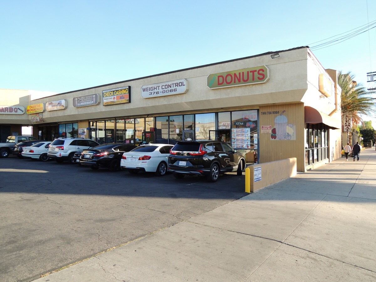 14054-14072 Vanowen St, Van Nuys, CA 91405 | LoopNet