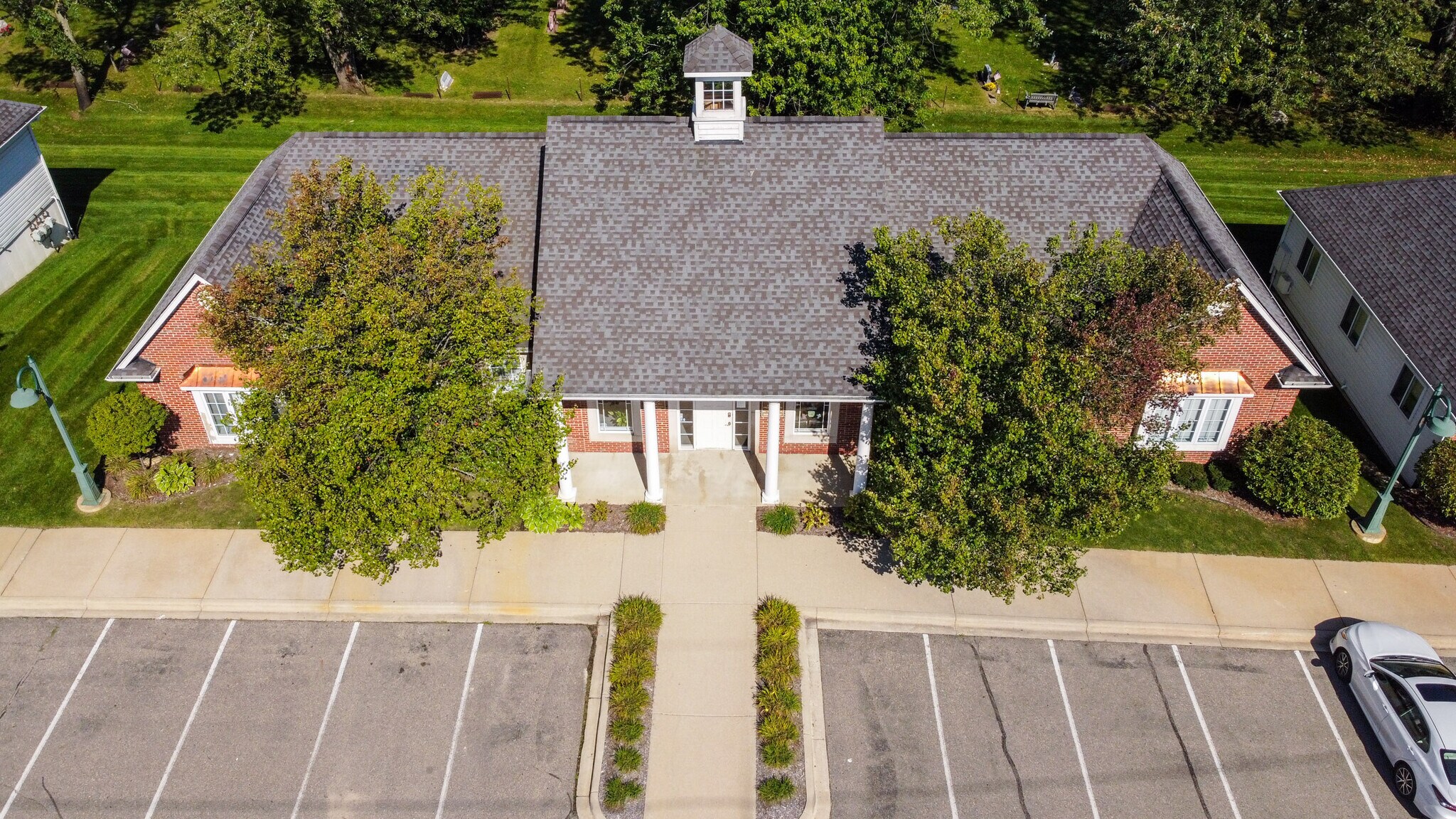 208 W Highland Rd, Highland, MI 48357 - Office for Sale | LoopNet
