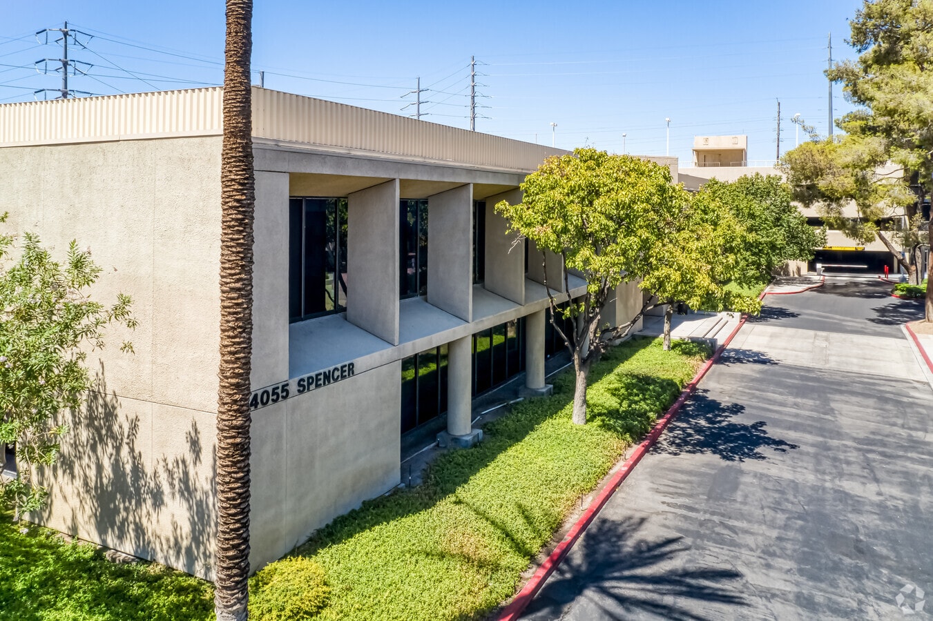 4055 Spencer St, Las Vegas, NV 89119 | LoopNet