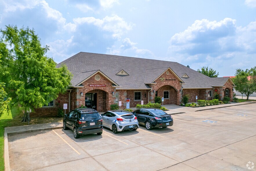 705 26th Ave NW, Norman, OK 73069 | LoopNet