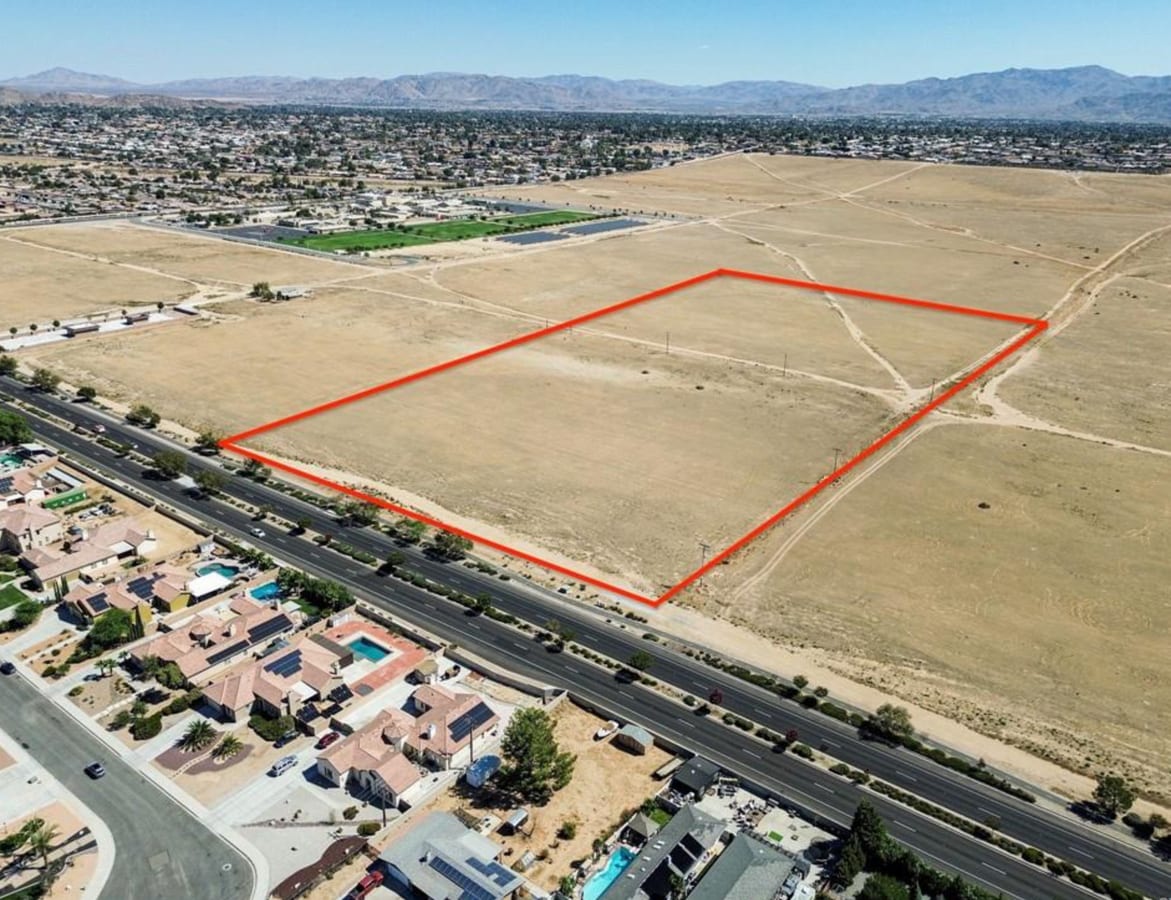 1 Apple Valley Rd., Apple Valley, CA 92308 - 18.9 +/- PRIME COMMERCIAL ...