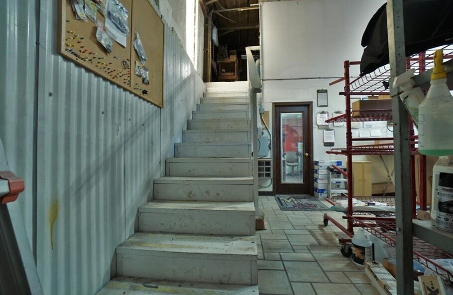 200 S Access Rd, Weatherford, OK 73096 - Retail for Sale | LoopNet