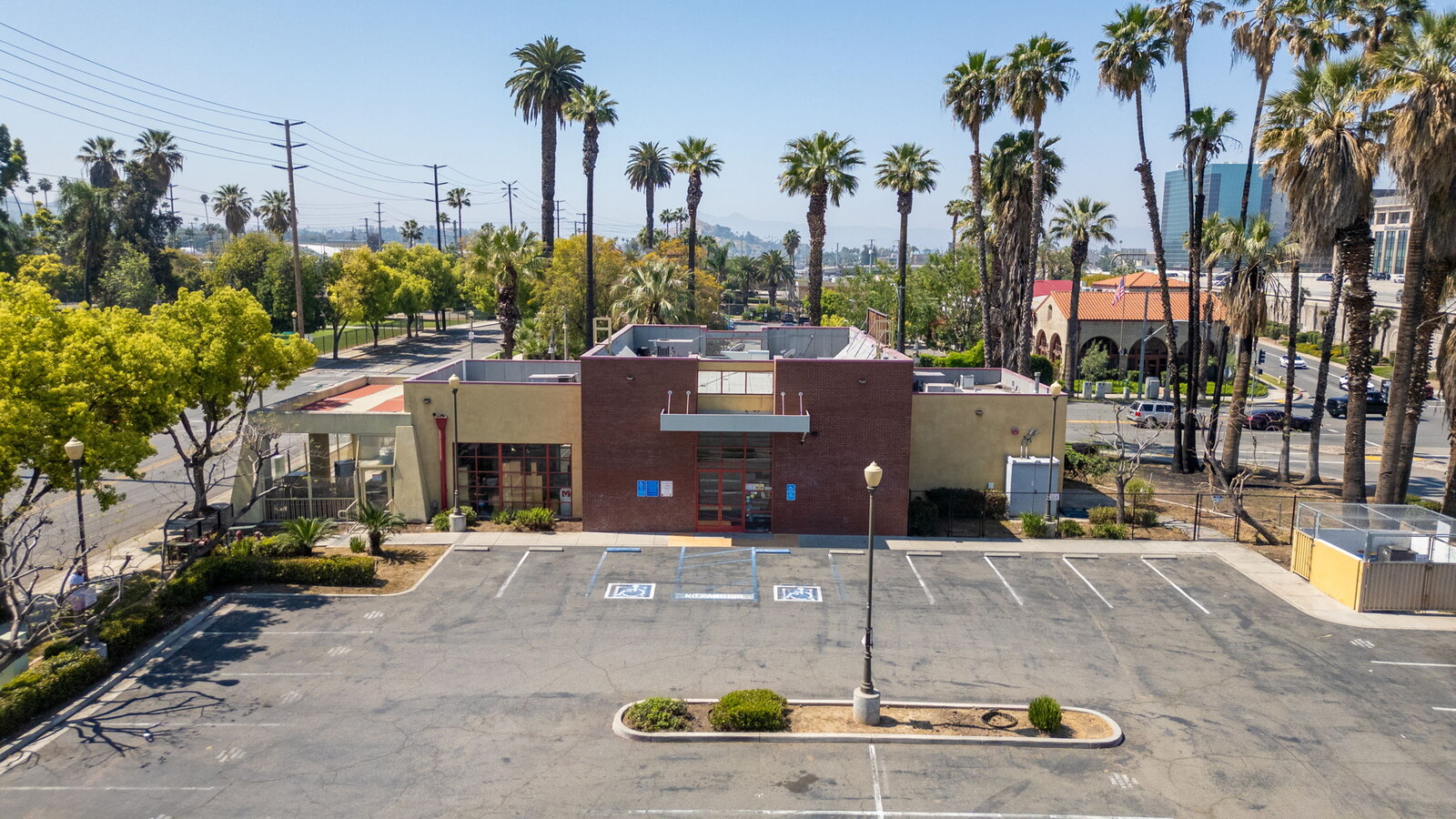 3203 Mission Inn Ave, Riverside, CA 92507 | LoopNet