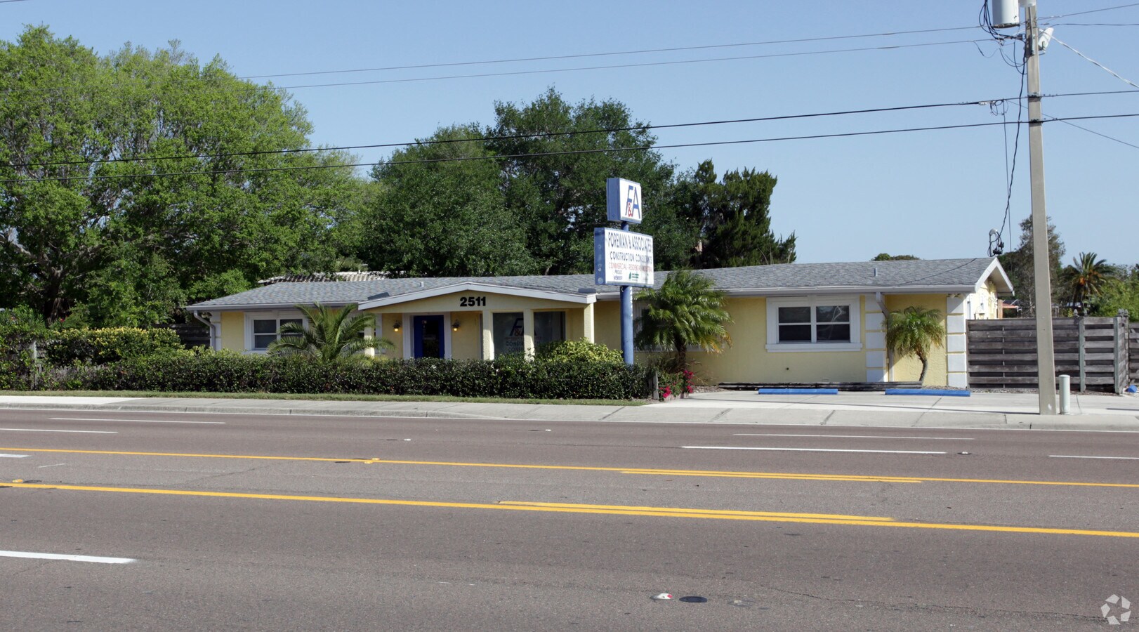 2511 Bee Ridge Rd, Sarasota, FL 34239 | LoopNet