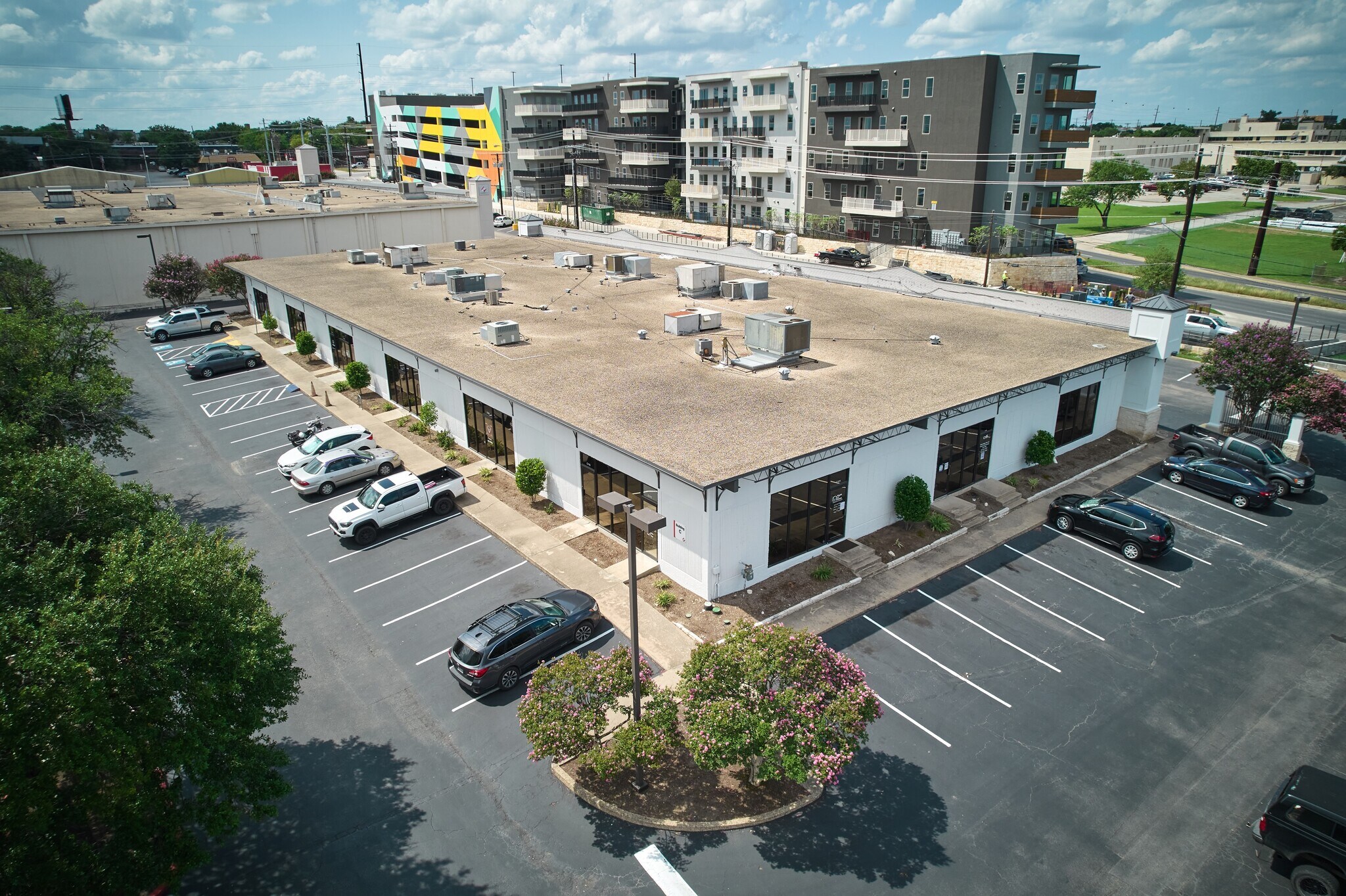 5555 N Lamar Blvd, Austin, TX 78751 - Lamar Business Park | LoopNet