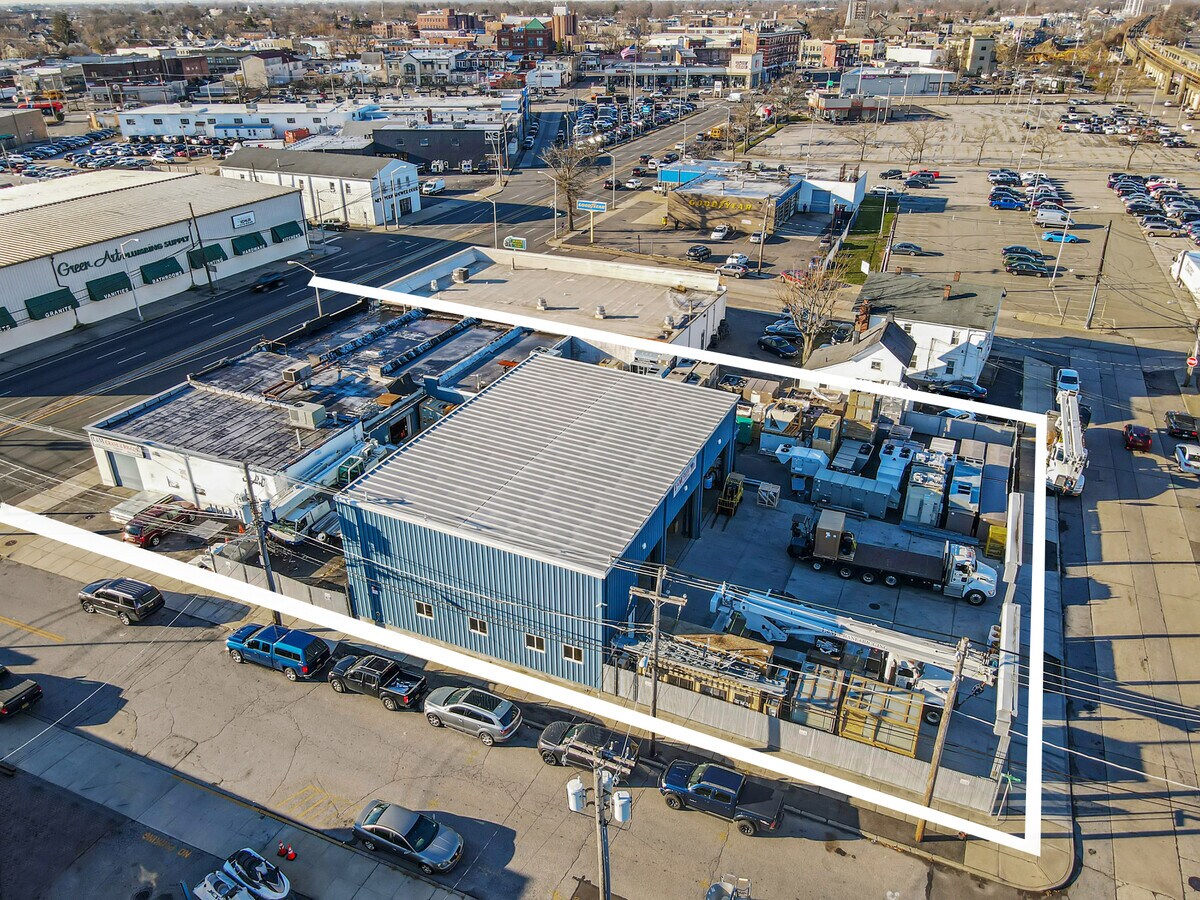 69-87 E Sunrise Hwy, Freeport, NY 11520 | LoopNet