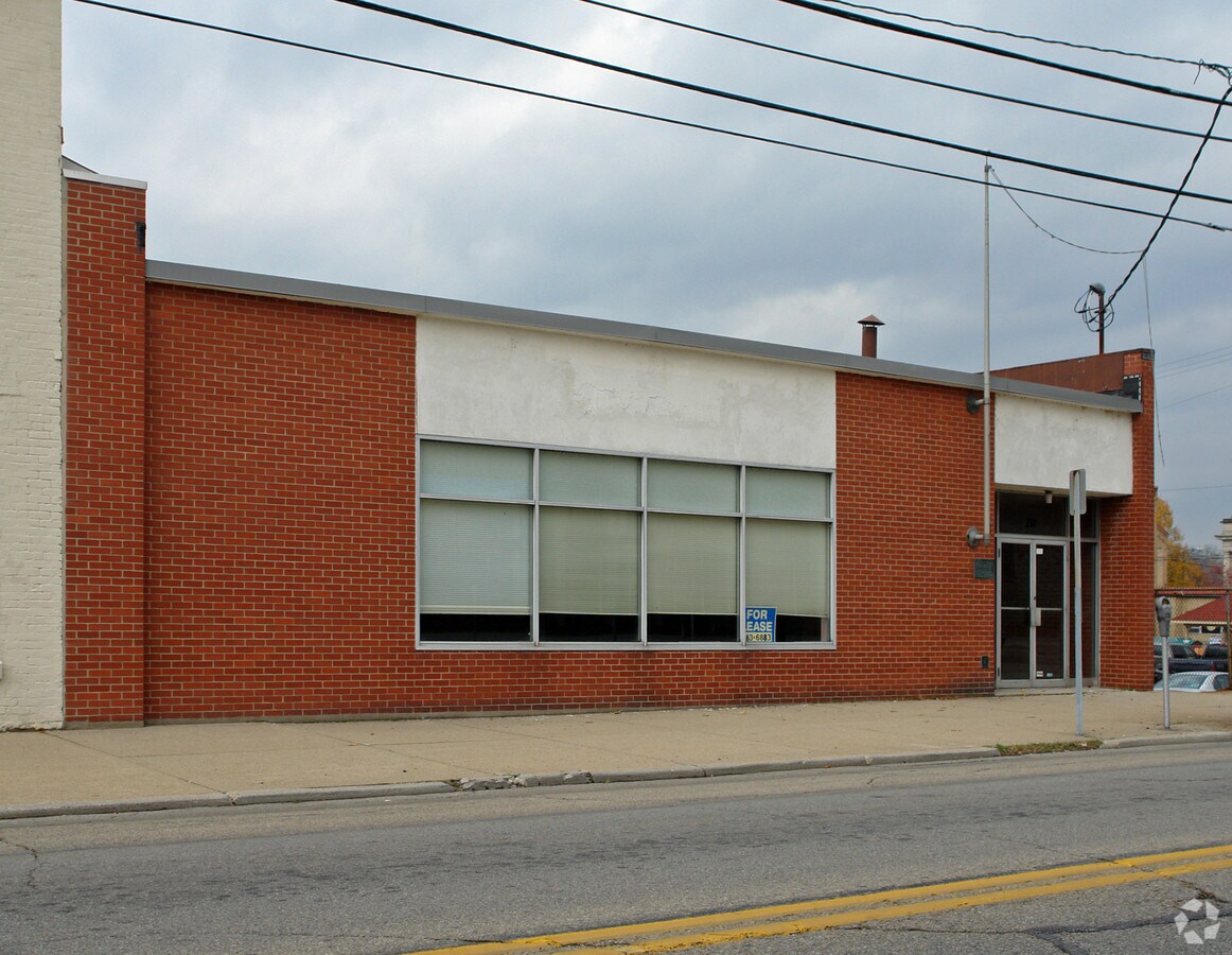 221 S Front St, Hamilton, OH 45011 | LoopNet