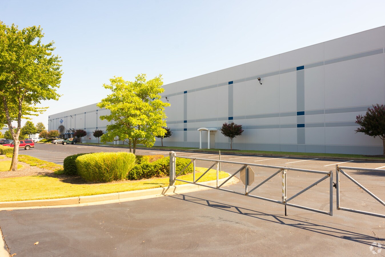 5106 Tradeport Dr, Memphis, TN 38141 - Bldg F | LoopNet