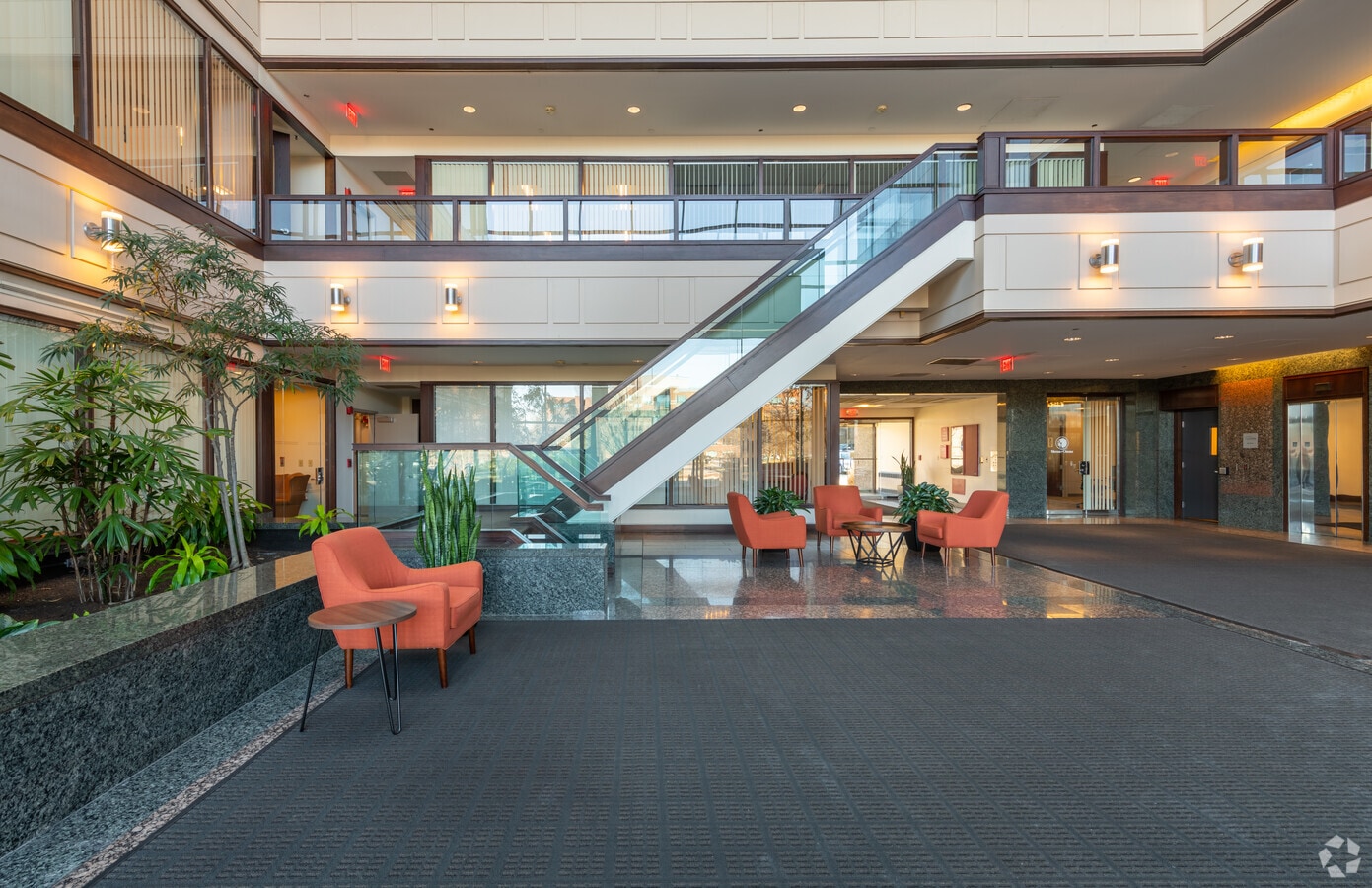 400 Crown Colony Dr, Quincy, MA 02169 | LoopNet