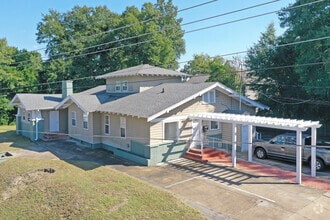 302 Bradford Ave, Fayetteville, NC 28301 - APN/Parcel ID: 0437-24-0064