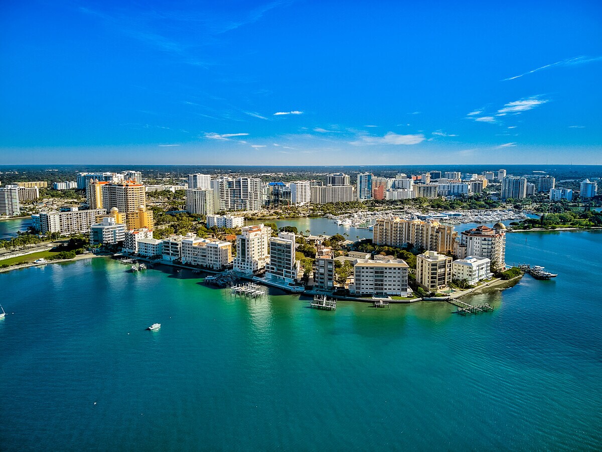 531 Golden Gate Pt, Sarasota, FL 34236 | LoopNet