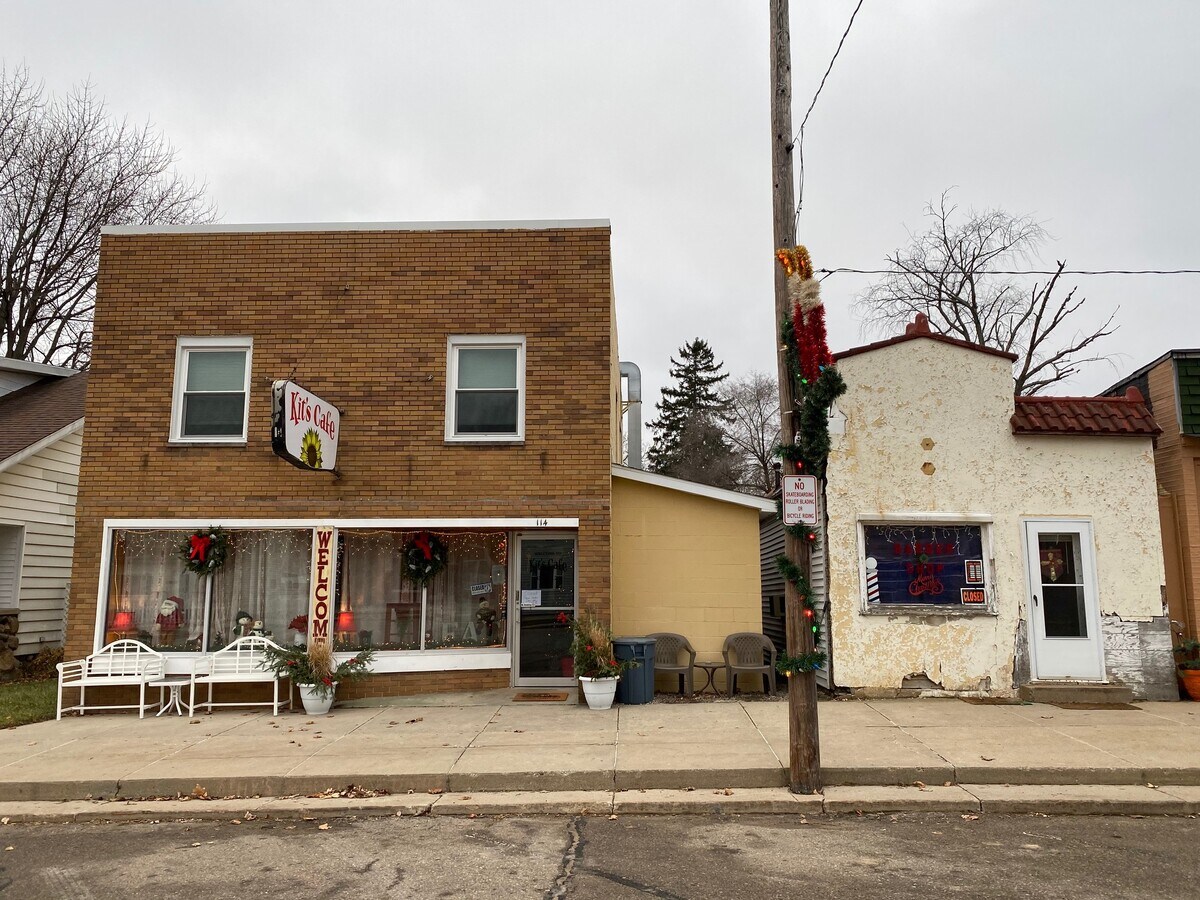 114 S Main St, Bancroft, MI 48414 | LoopNet