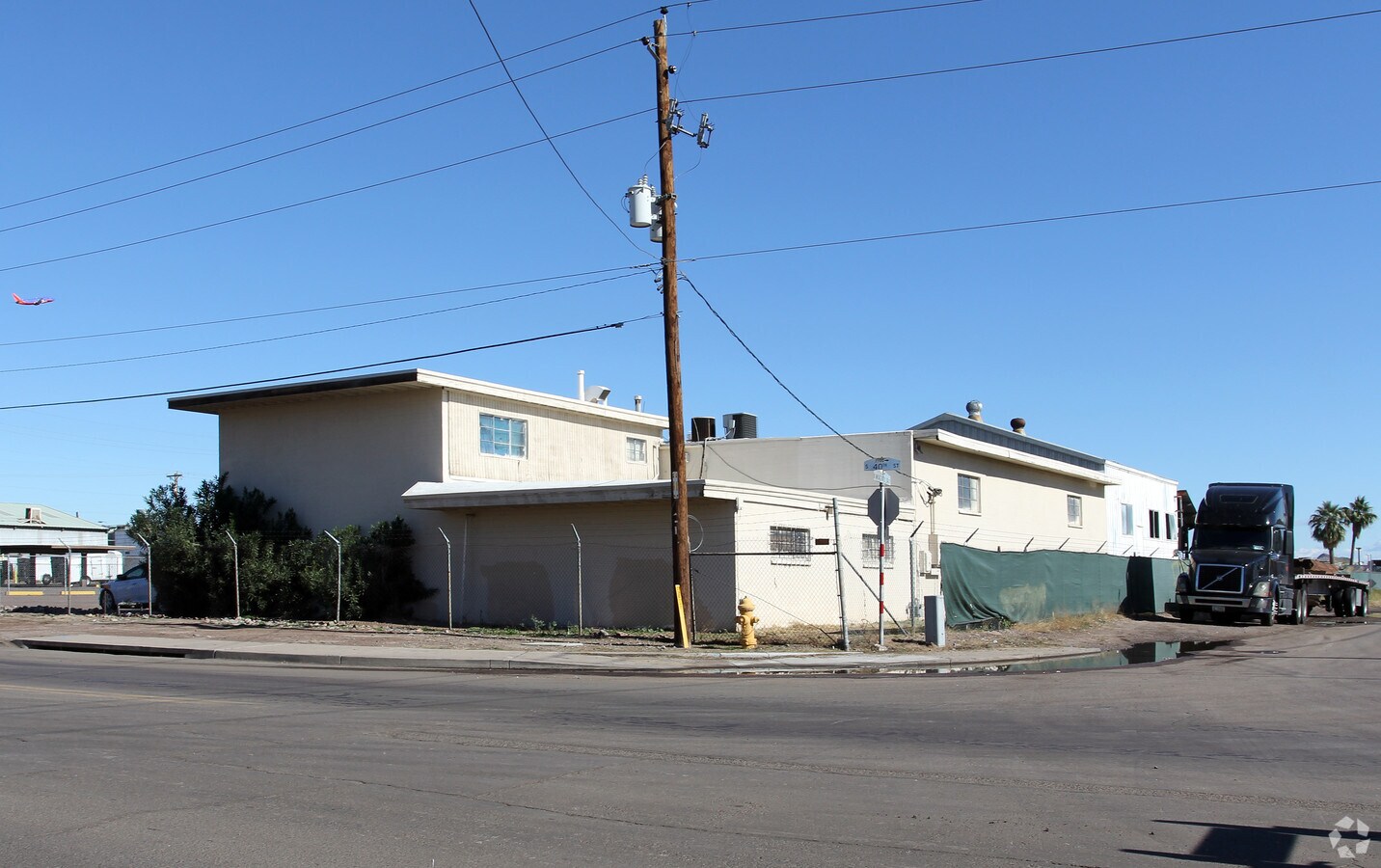 2615 S 40th St, Phoenix, AZ 85034 | LoopNet