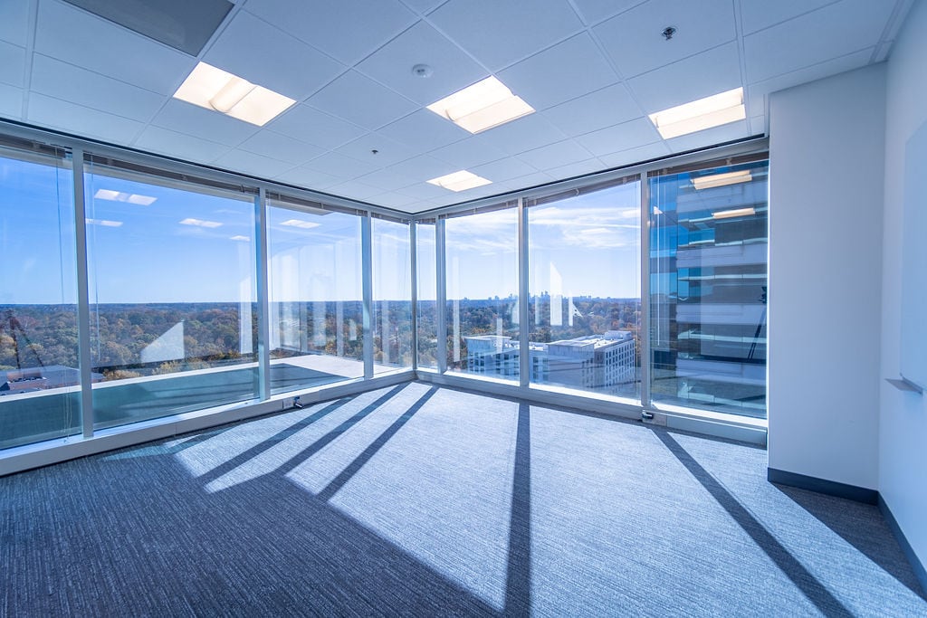 1001 Summit Blvd, Atlanta, GA 30319 - Perimeter Summit | LoopNet