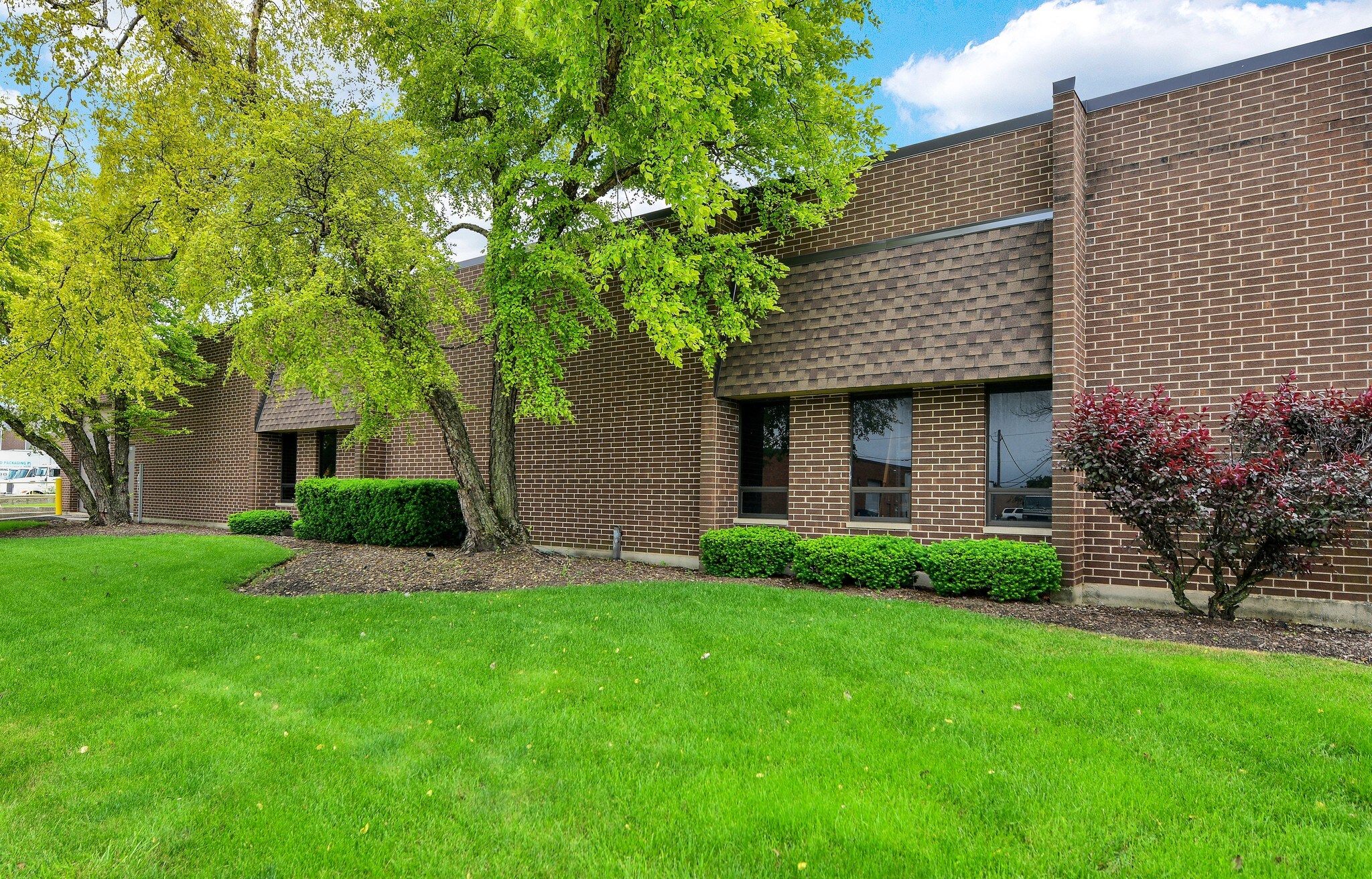 900-930 Fairway Dr, Bensenville, IL 60106 - Industrial for Lease | LoopNet