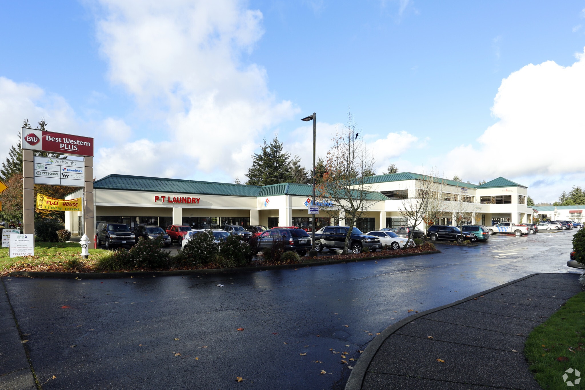 24437 Russell Rd, Kent, WA 98032 - Plaza by the Green | LoopNet