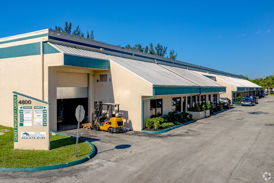 4700 SW 51st St, Davie, FL 33314 - Davie 51 | LoopNet 4700 SW 51st St, Davie, FL 33314 - Davie 51 | LoopNet