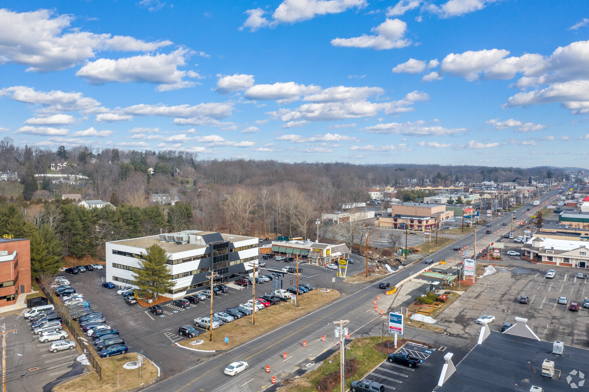 325 Boston Post Rd, Orange, CT 06477 - Ken-Mike Tower | LoopNet