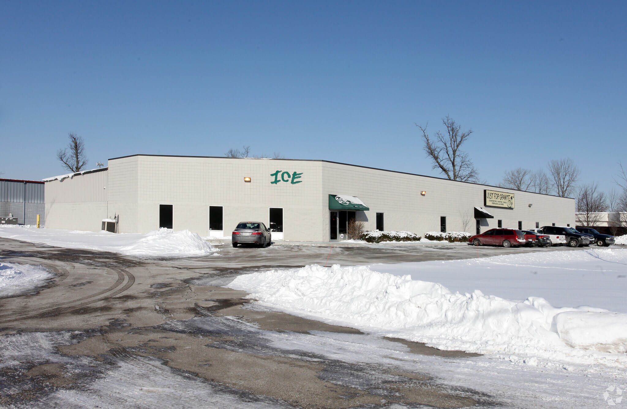 6438 Rucker Rd, Indianapolis, IN 46220 | LoopNet