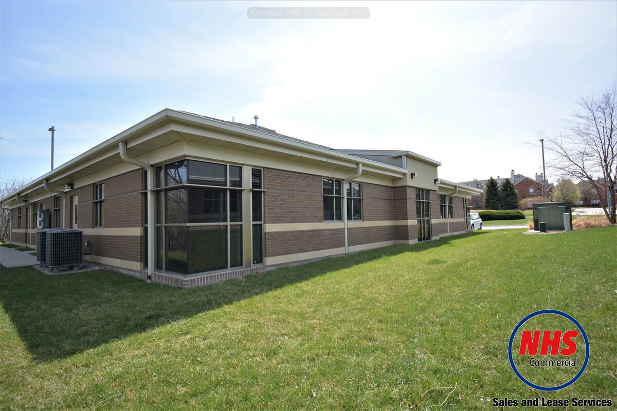 4230 Pioneer Woods Dr, Lincoln, NE 68506 | LoopNet