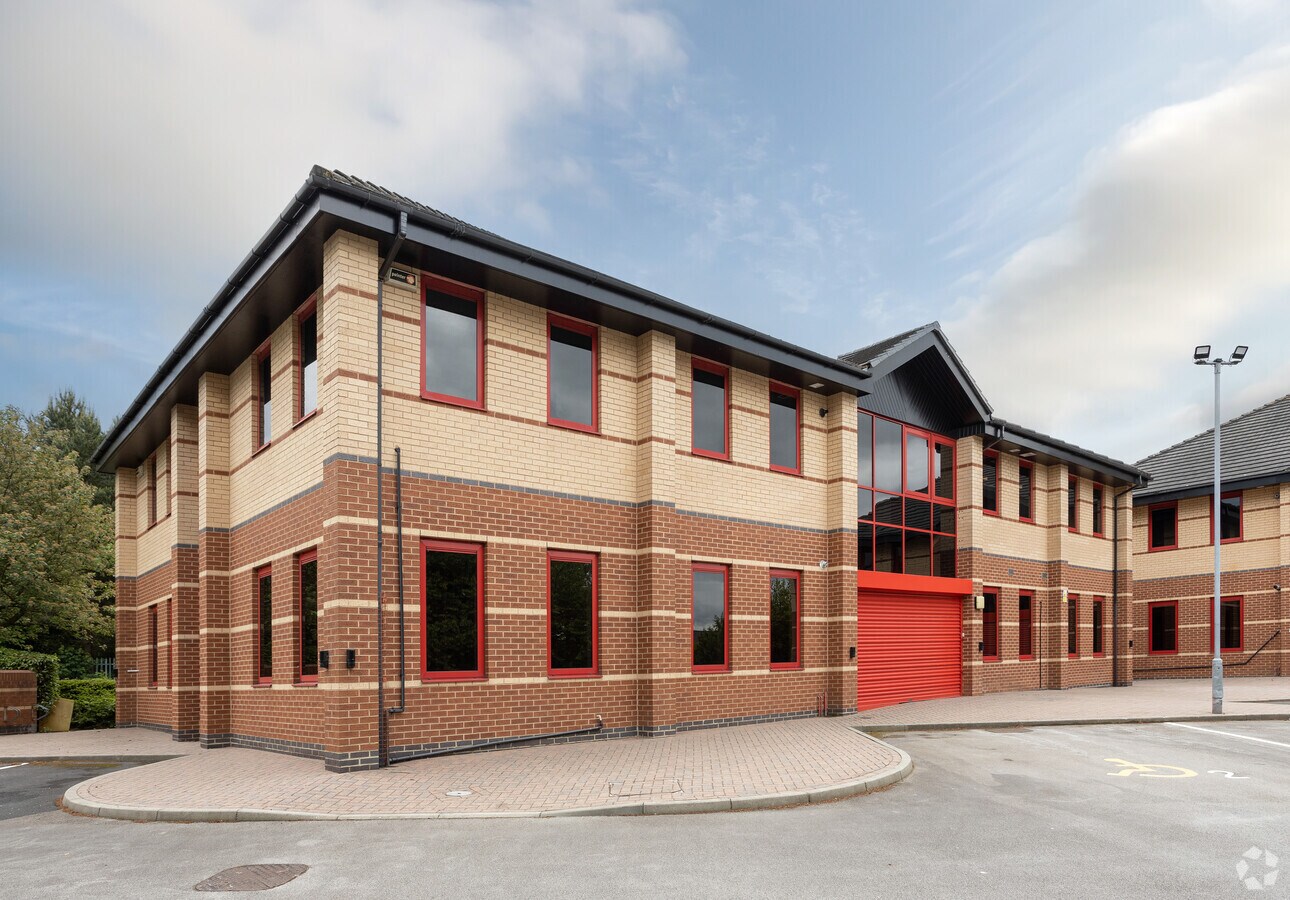 Pioneer Way, Castleford, WYK WF10 5QU | LoopNet