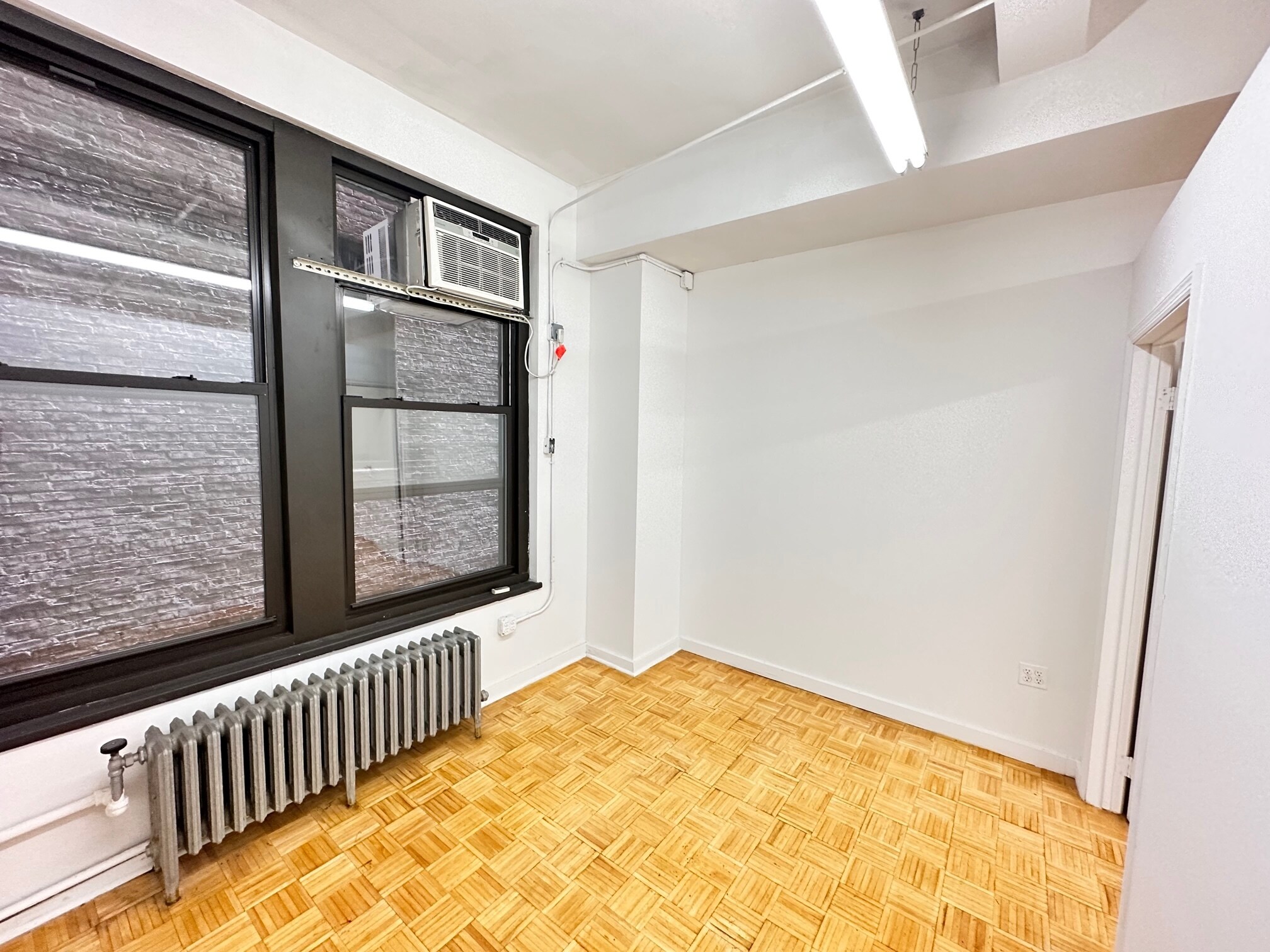 147 W 35th St, New York, NY 10001 - Office for Lease | LoopNet