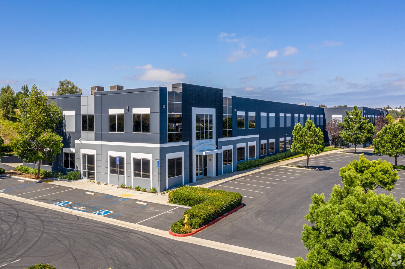 3193 Lionshead Ave, Carlsbad, CA 92010 | LoopNet