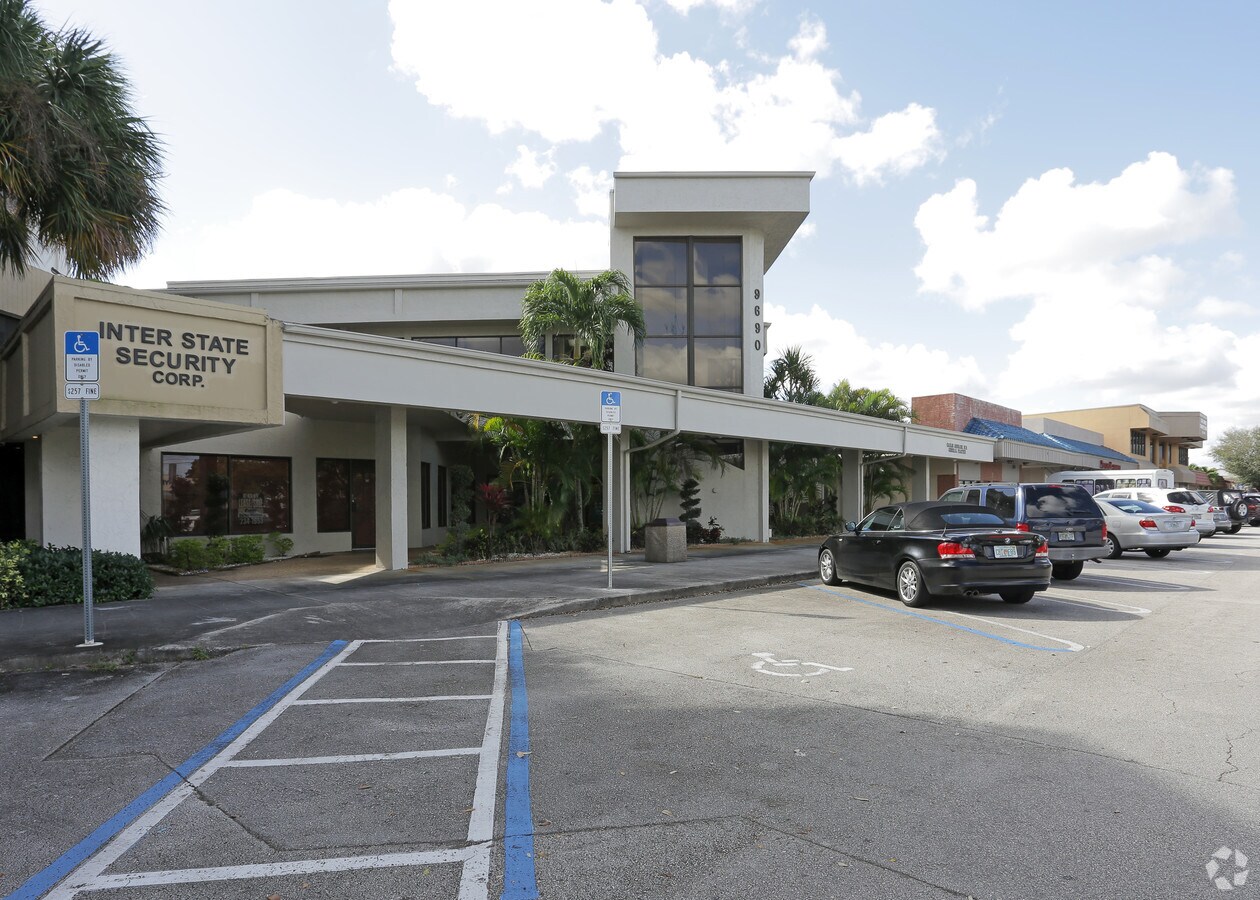 9690 W Sample Rd, Coral Springs, FL 33065 - Wesley Towers | LoopNet