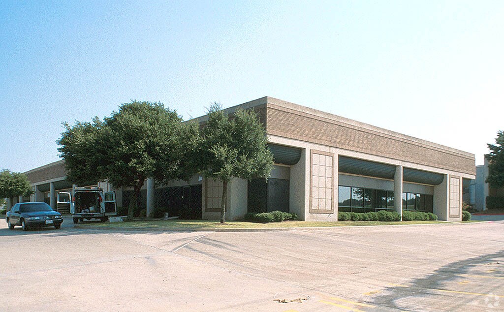 2621 Ridgepoint Dr, Austin, TX 78754 - Promontory Point E1 | LoopNet