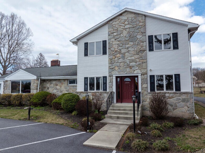 1402 Quentin Rd, Lebanon, PA 17042 - Office for Lease | LoopNet