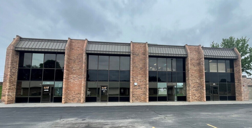 10828 John Galt Blvd, Omaha, NE 68137 | LoopNet